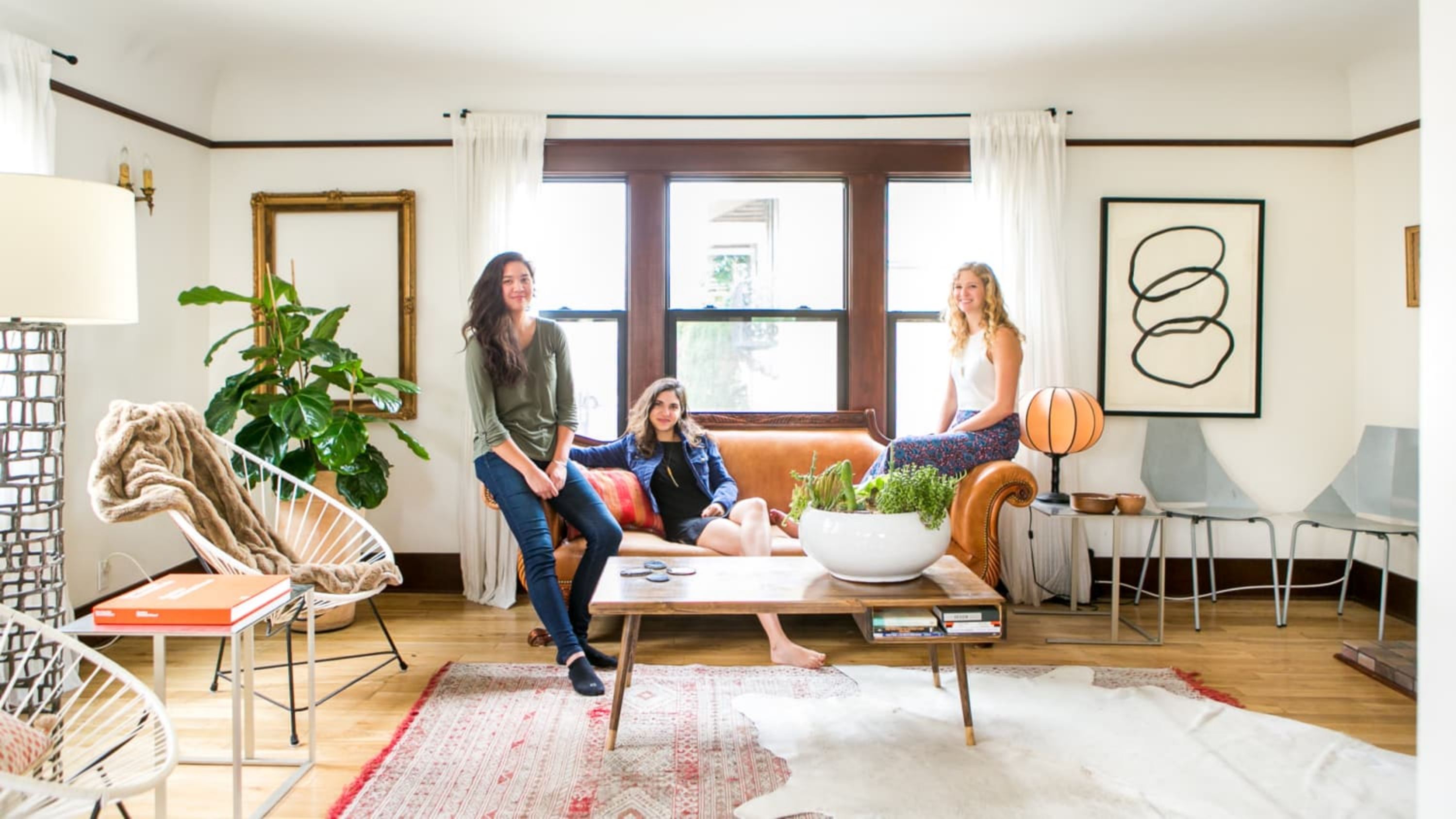 Turn Your Apartment into a Roommate Living Space | iROOMit Blog