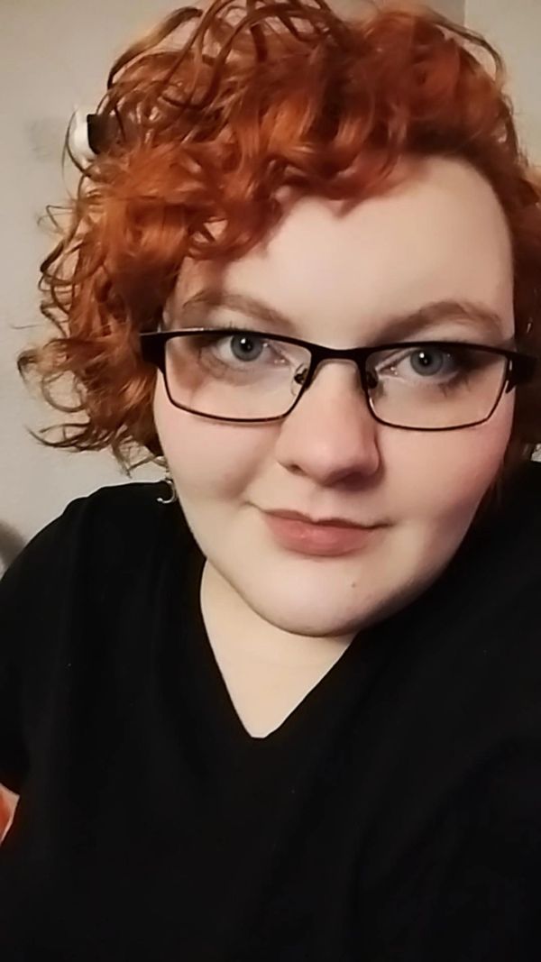 Danielle Gayler Needs an Apartment, $900/mo Max on iROOMit