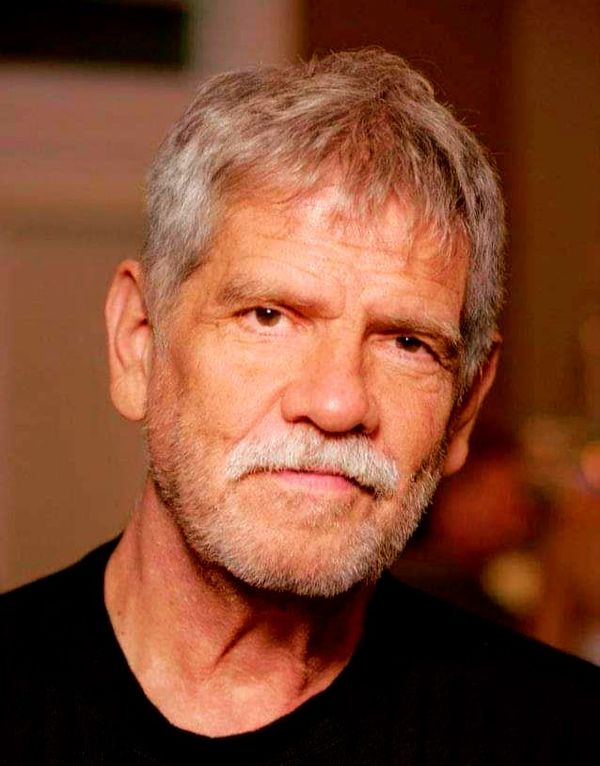 sidney menough Needs a House, $600/mo Max on iROOMit