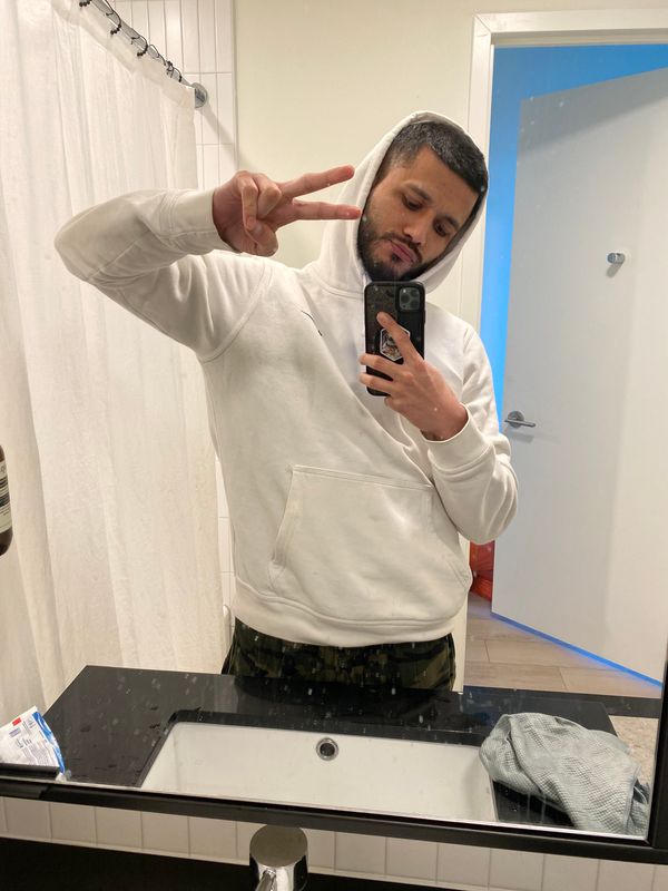 Saiful Shobuj Needs a Room, $1,300/mo Max on iROOMit