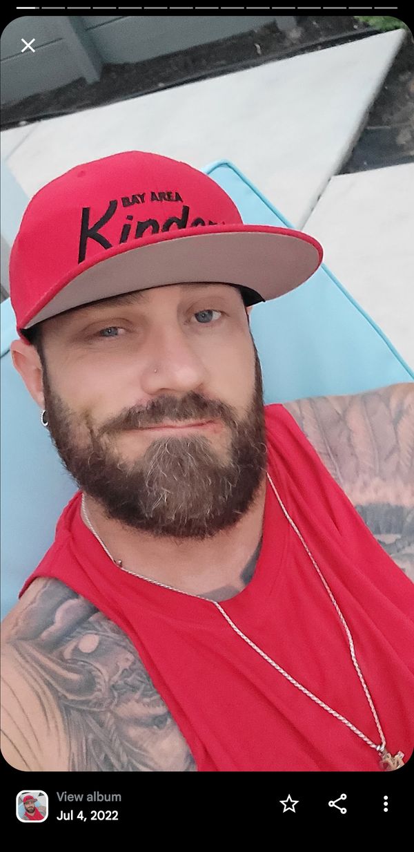 JB Smith Needs a House, $1,000/mo Max on iROOMit