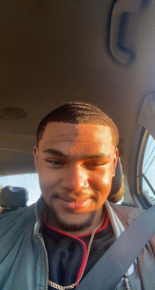 Duwan Little Needs an Apartment, $700/mo Max on iROOMit