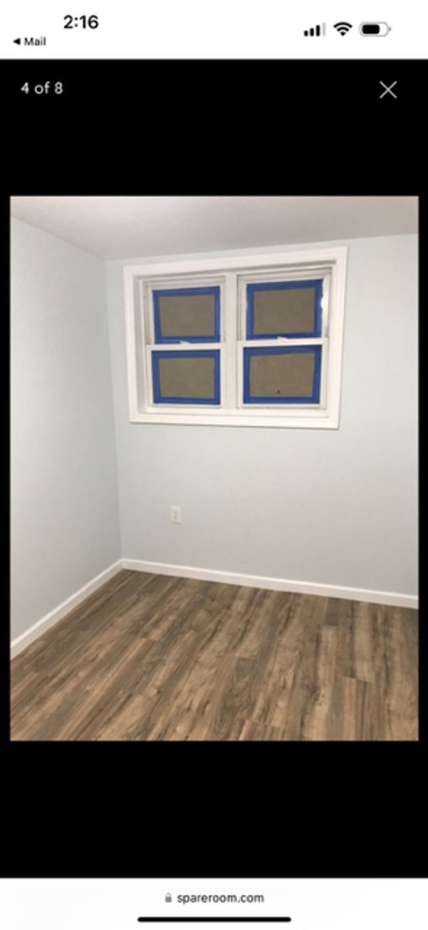 Kerlon Has a House $1,200/mo on iROOMit