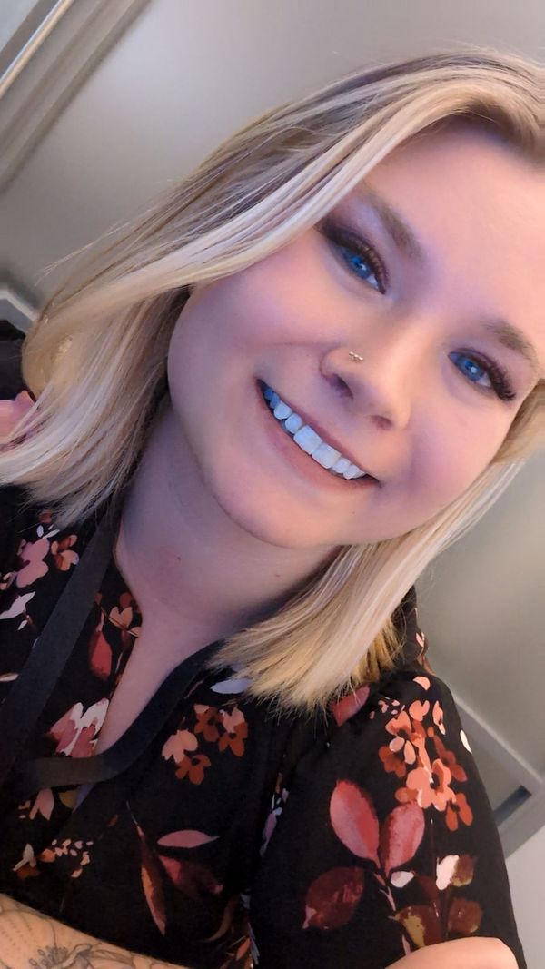 Jessica Romine Needs an Apartment, $1,200/mo Max on iROOMit