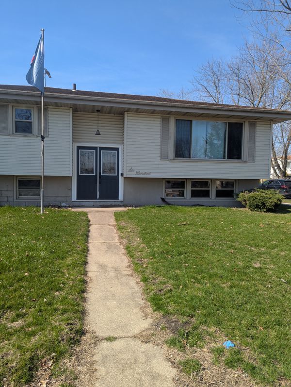 Indiana Roommates & Rooms - 3,131 listings | iROOMit