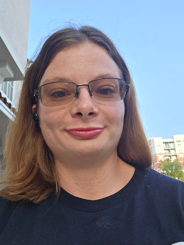 Michelle Lund Needs a Condo, $850/mo Max on iROOMit