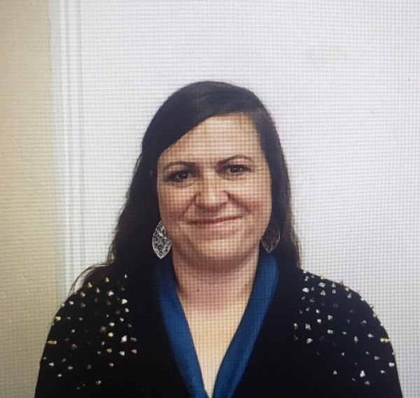 Sandra Needs a House, $700/mo Max on iROOMit