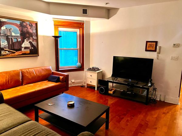 Rooms for Rent in Toronto, ON | iROOMit