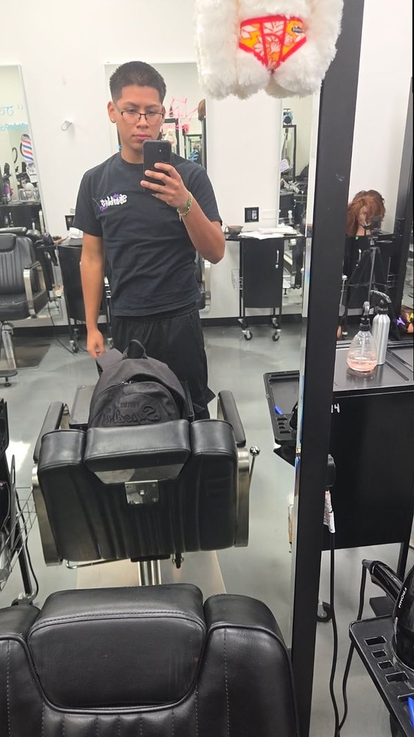 Jael Needs an Apartment, $500/mo Max on iROOMit