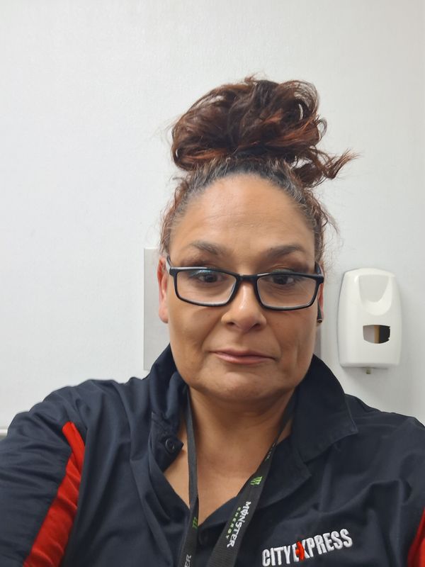 Priscilla Mireles Needs an Apartment, $800/mo Max on iROOMit