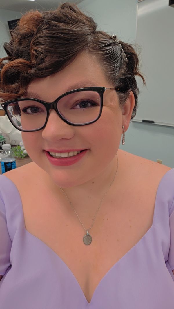Mariah Baker Needs an Apartment, $500/mo Max on iROOMit