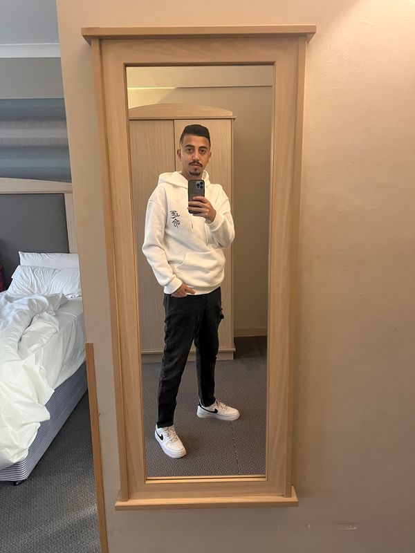 mohammed Needs a Room, $600/mo Max on iROOMit